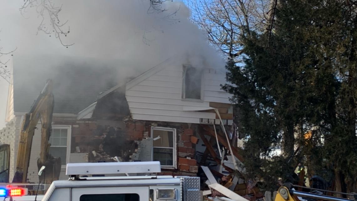 Family escapes home explosion after contractor hits gas line | ksdk.com