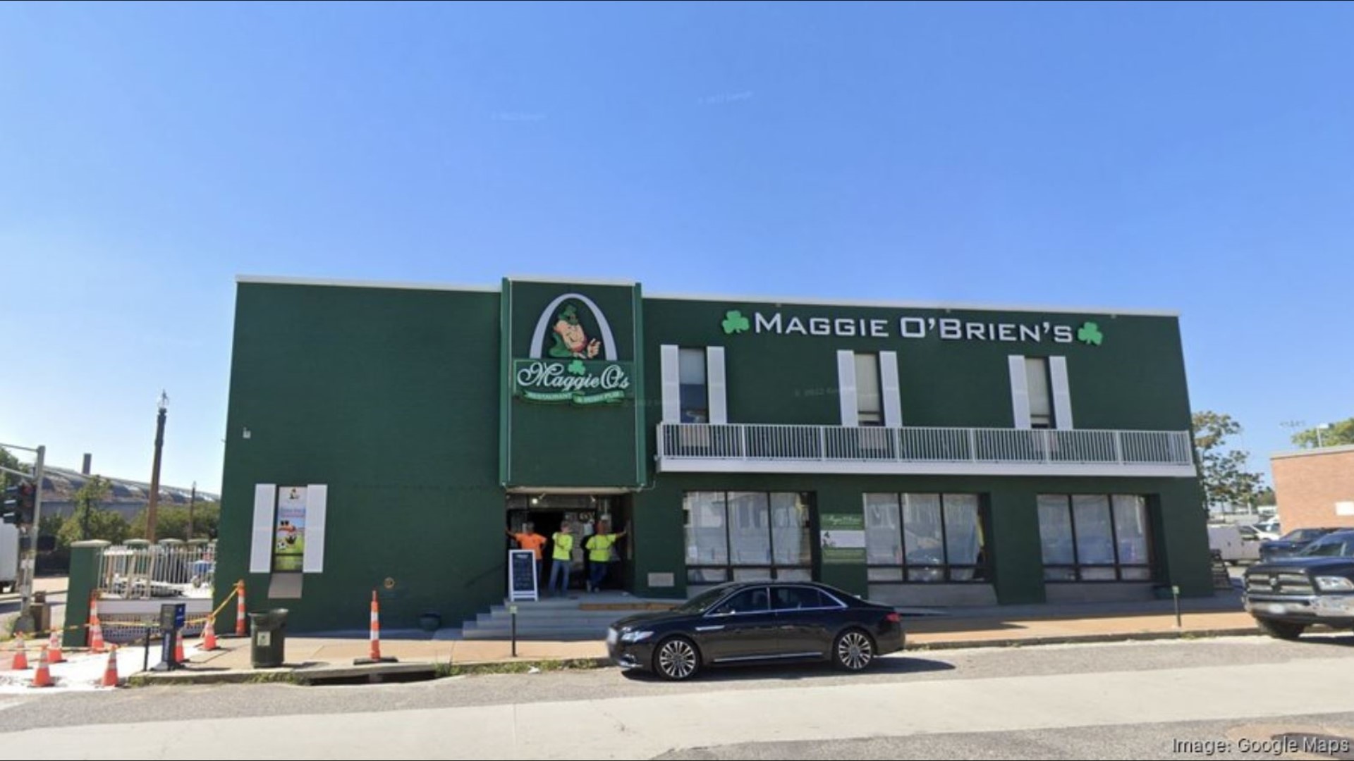 Contractor seeks forced sale of Maggie O'Brien's in St. Louis | ksdk.com