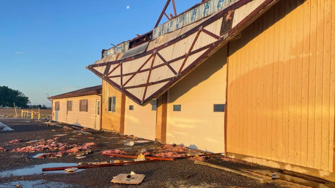 Sunday storms devastate 2 Illinois businesses | ksdk.com