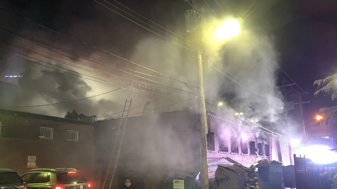 Restaurant catches fire in Delmar Loop | ksdk.com