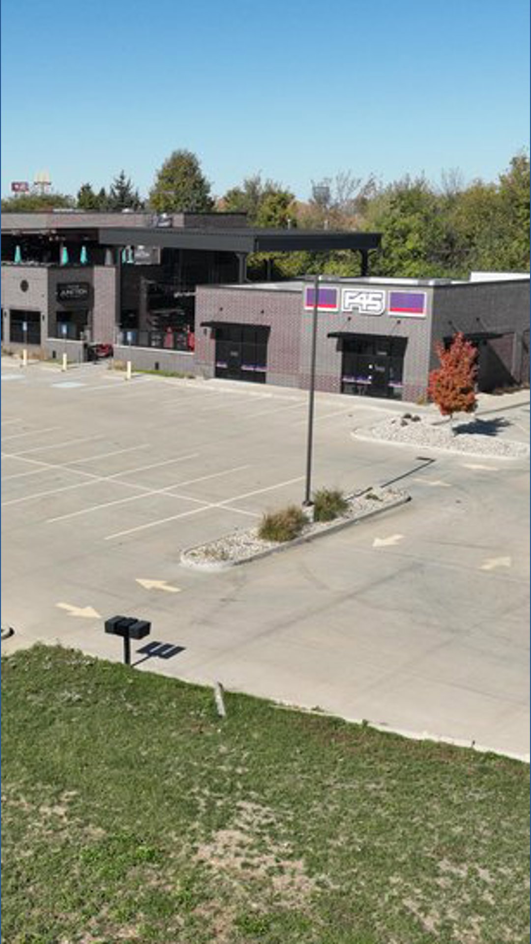 Now-shuttered Brett Hull's Junction House restaurant, building up for ...