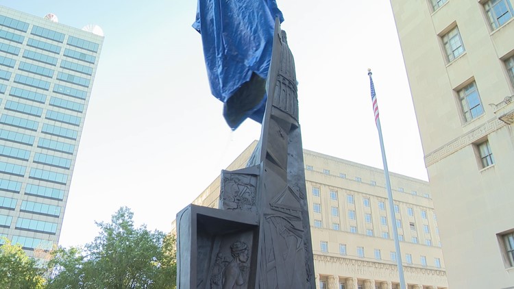 Meaning behind coins left on cemetery headstones | ksdk.com