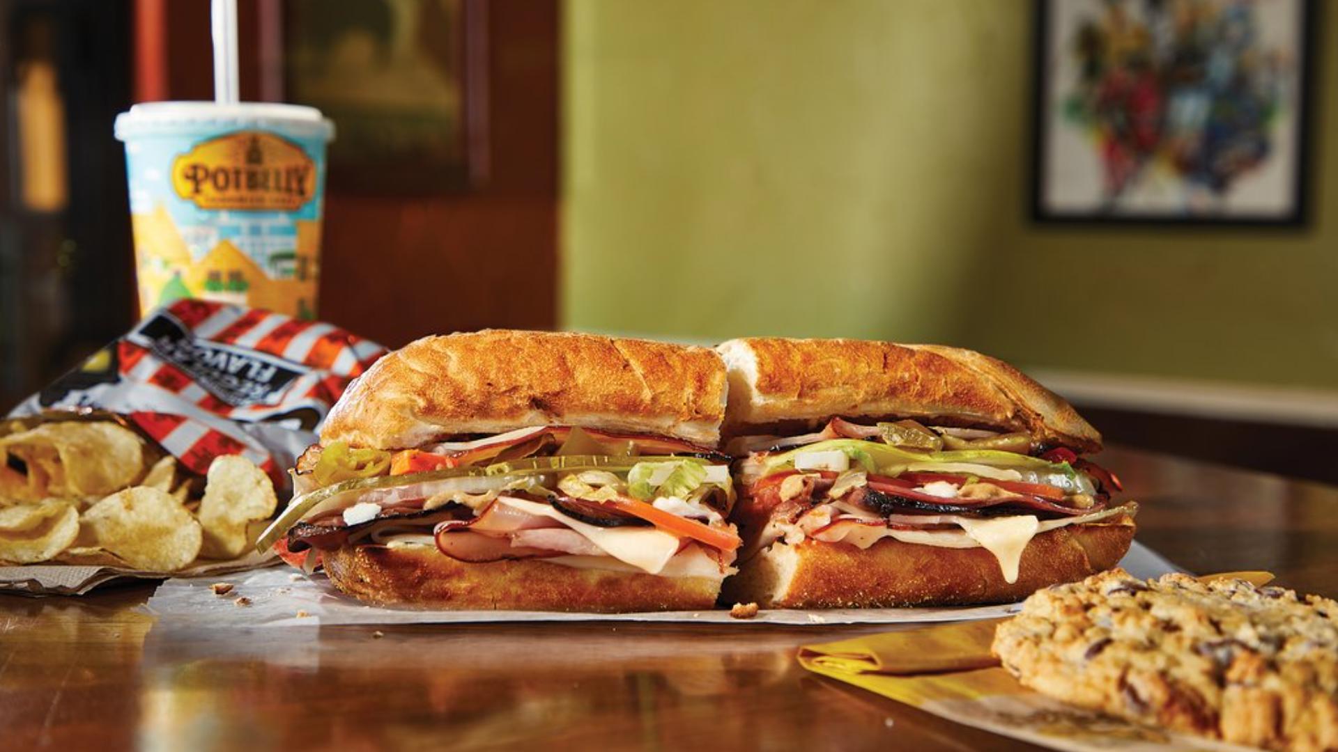 Potbelly plans 7 new shops in St. Louis area by 2026 | ksdk.com