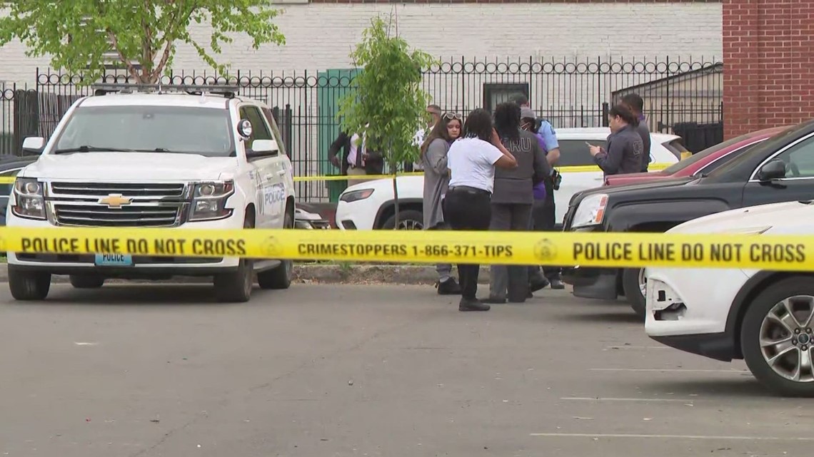 Police officers injured, suspect shot in St. Louis Friday | ksdk.com