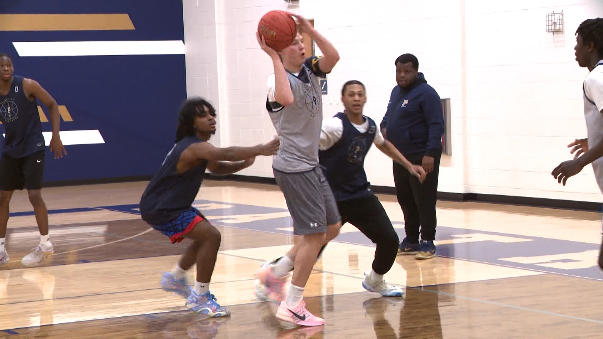 A brand new look for Principia Panthers high school basketball team ...