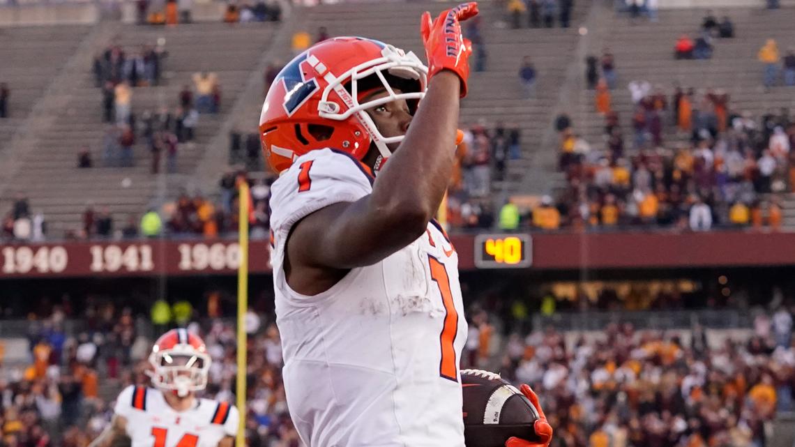 St. Louis native Isaiah Williams talks football journey | ksdk.com