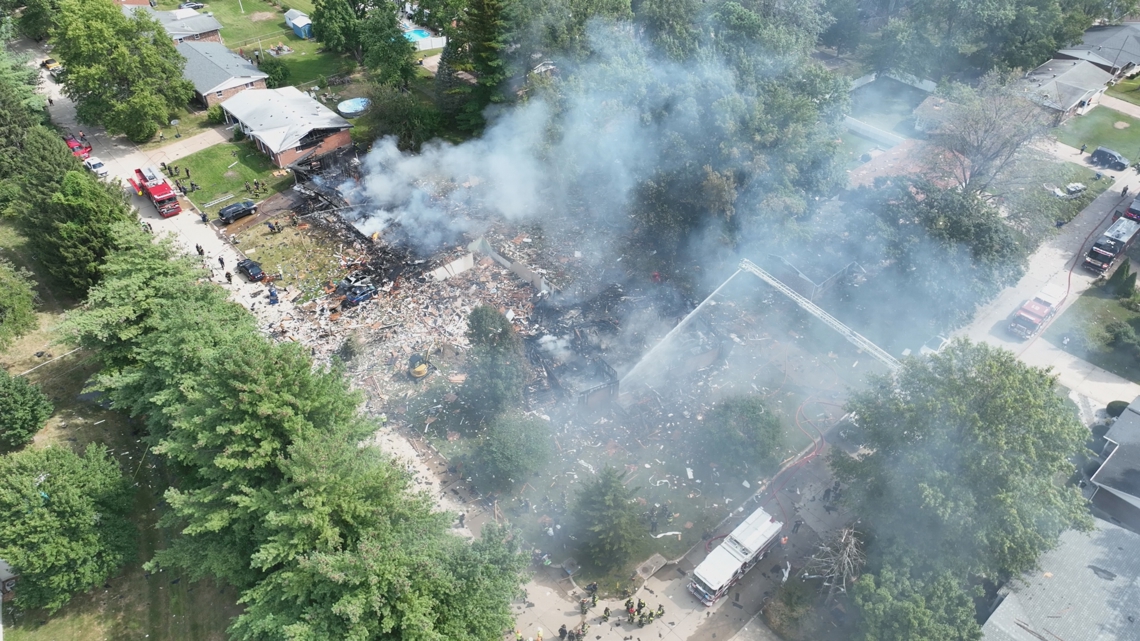 Video shows moment house explodes in St. Louis County | ksdk.com