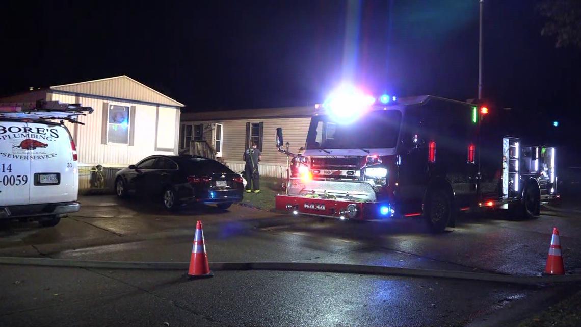 Spire working to fix gas leak in Maplewood | ksdk.com