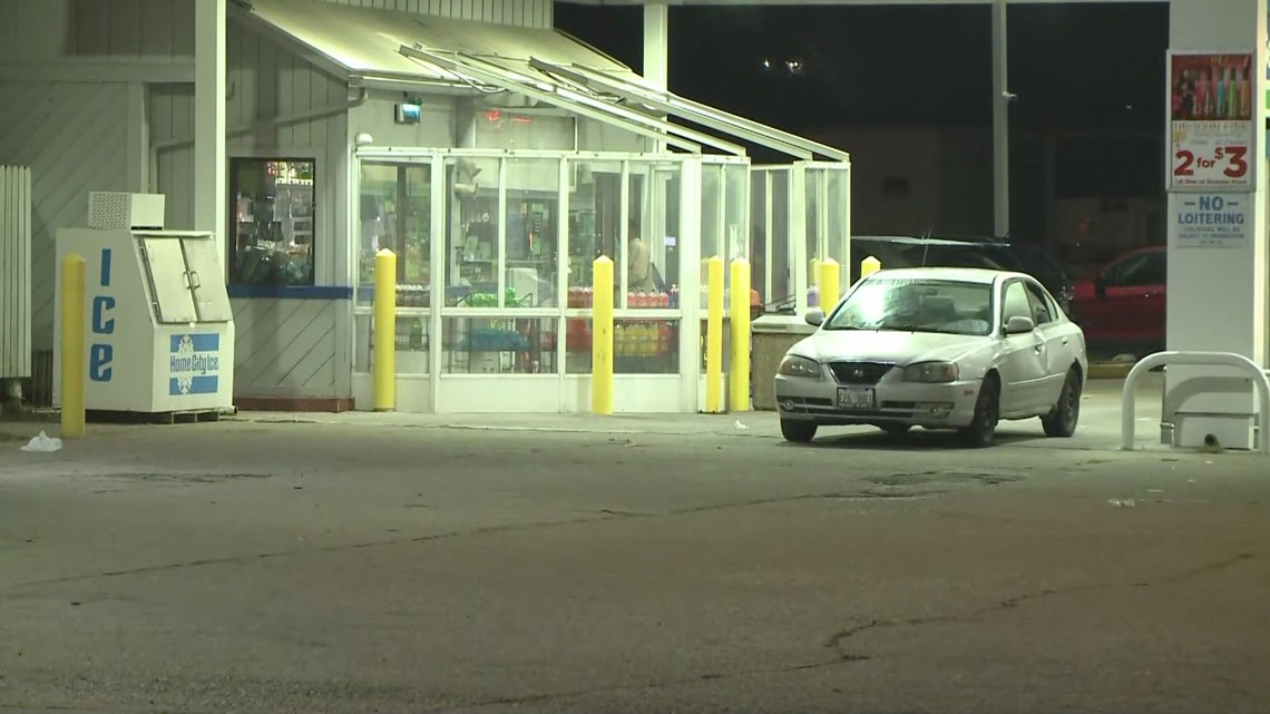 Sauget police shoot suspect in armed ATM robbery | ksdk.com