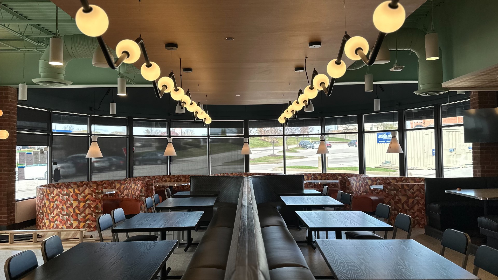 Hiring underway for Billy G's Finer Diner in Chesterfield | ksdk.com