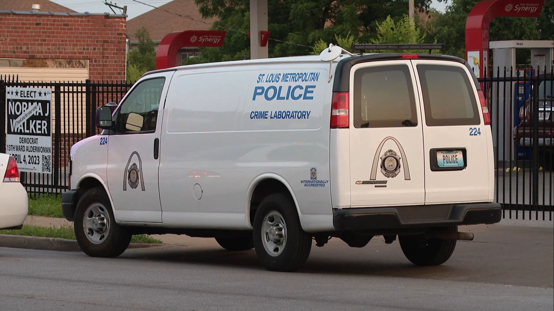 Man charged in connection with deadly shooting at gas station | ksdk.com