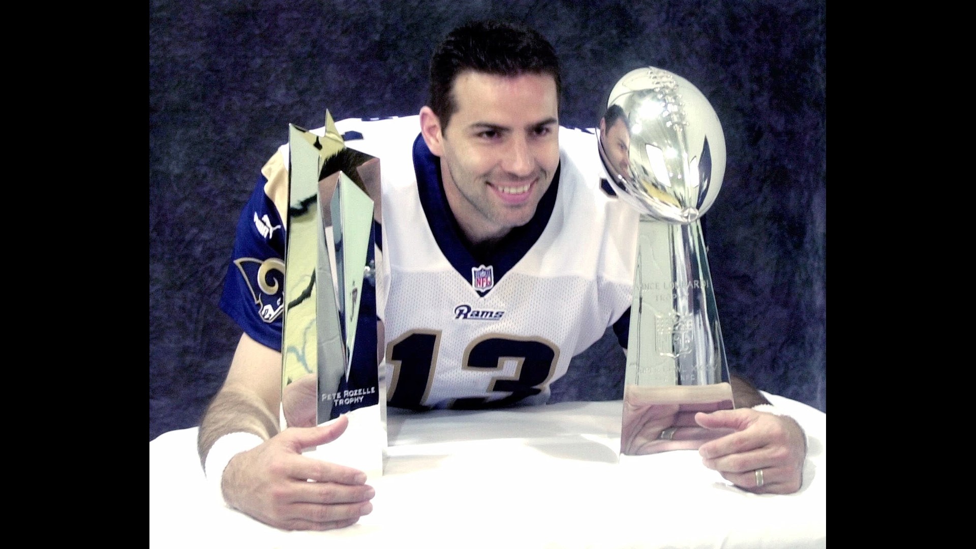 Ranking the best pro football players in St. Louis history | ksdk.com