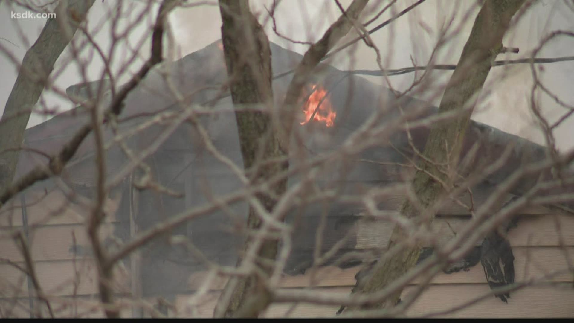 Metro East news | 2 injured in Cahokia house fire | ksdk.com