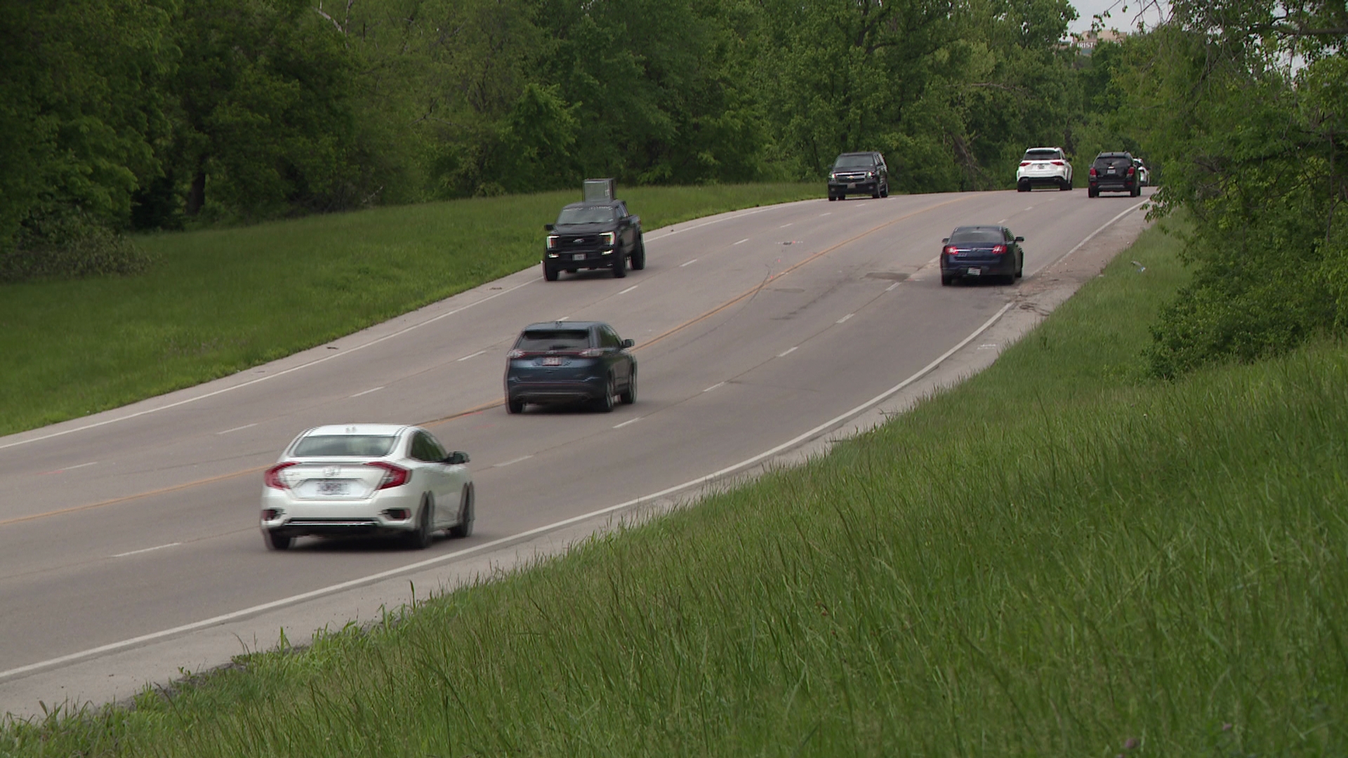 3 dead in north St. Louis County crash | ksdk.com