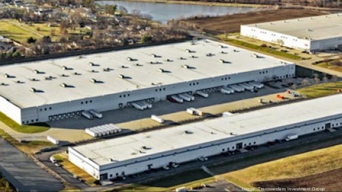 Walgreens distribution center in Metro East to shutter | ksdk.com