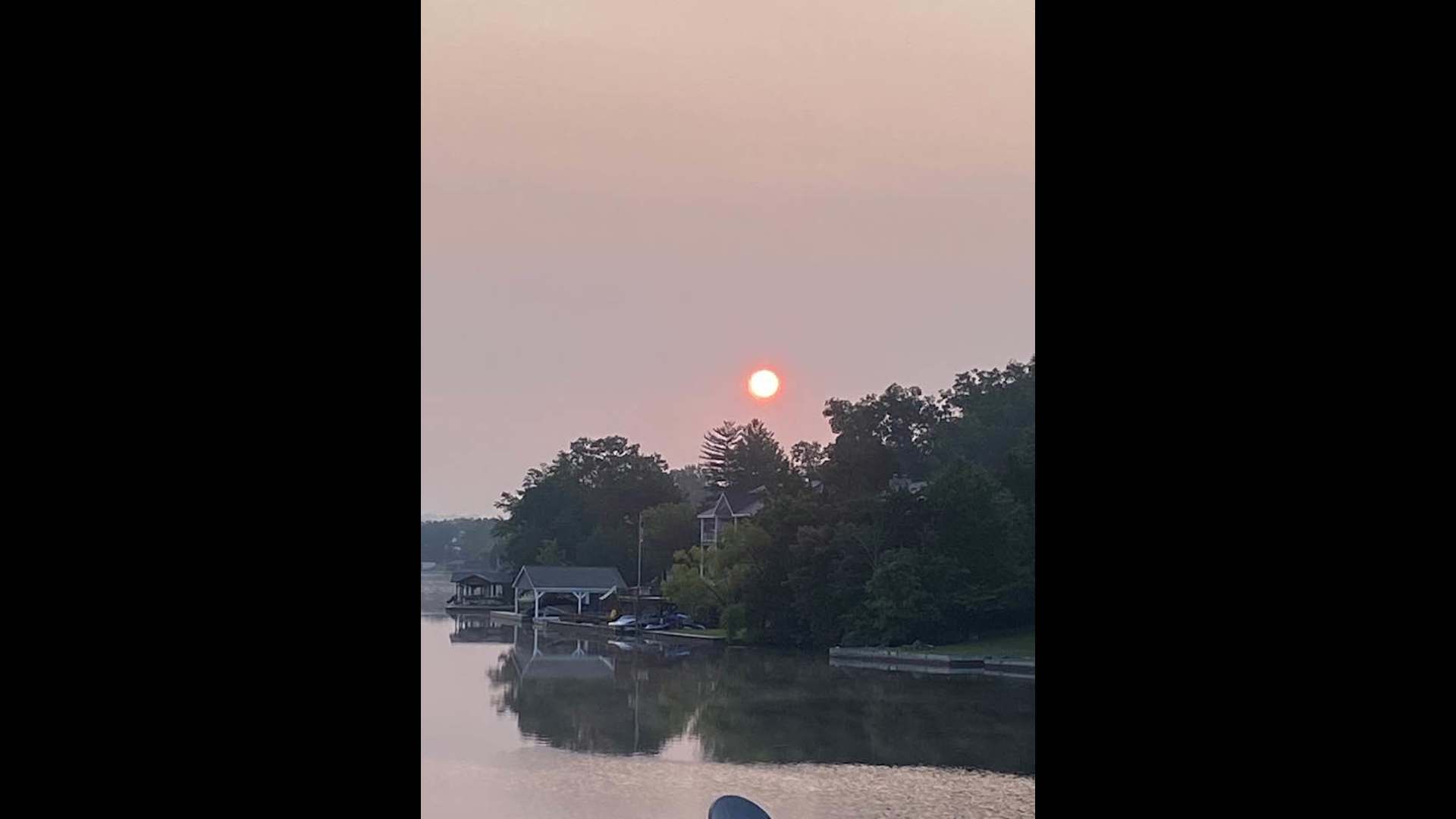 How does wildfire smoke from Canada make it to the St. Louis area ...