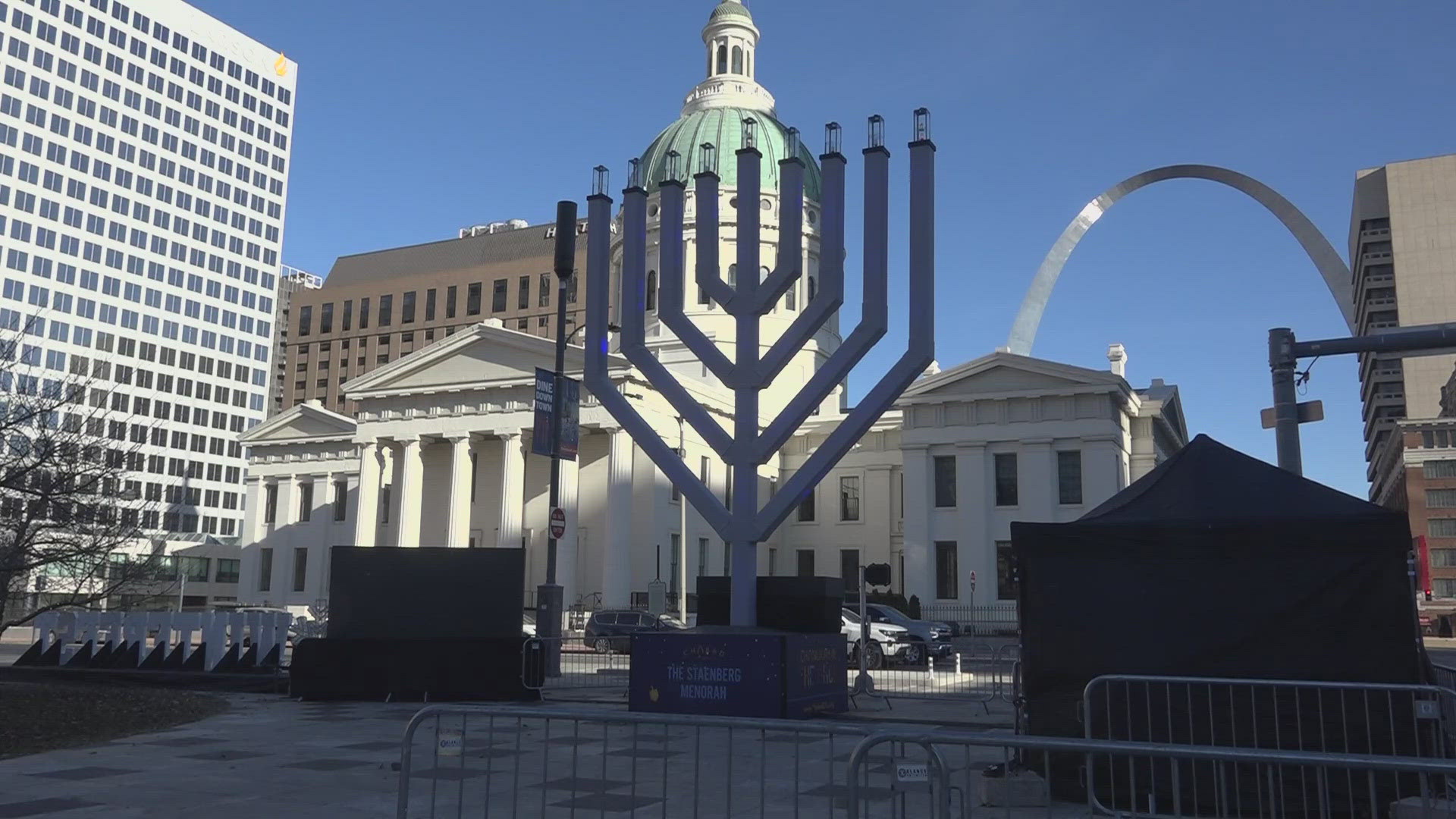 St. Louis menorah lighting comes day after anti-Semitic attack in ...