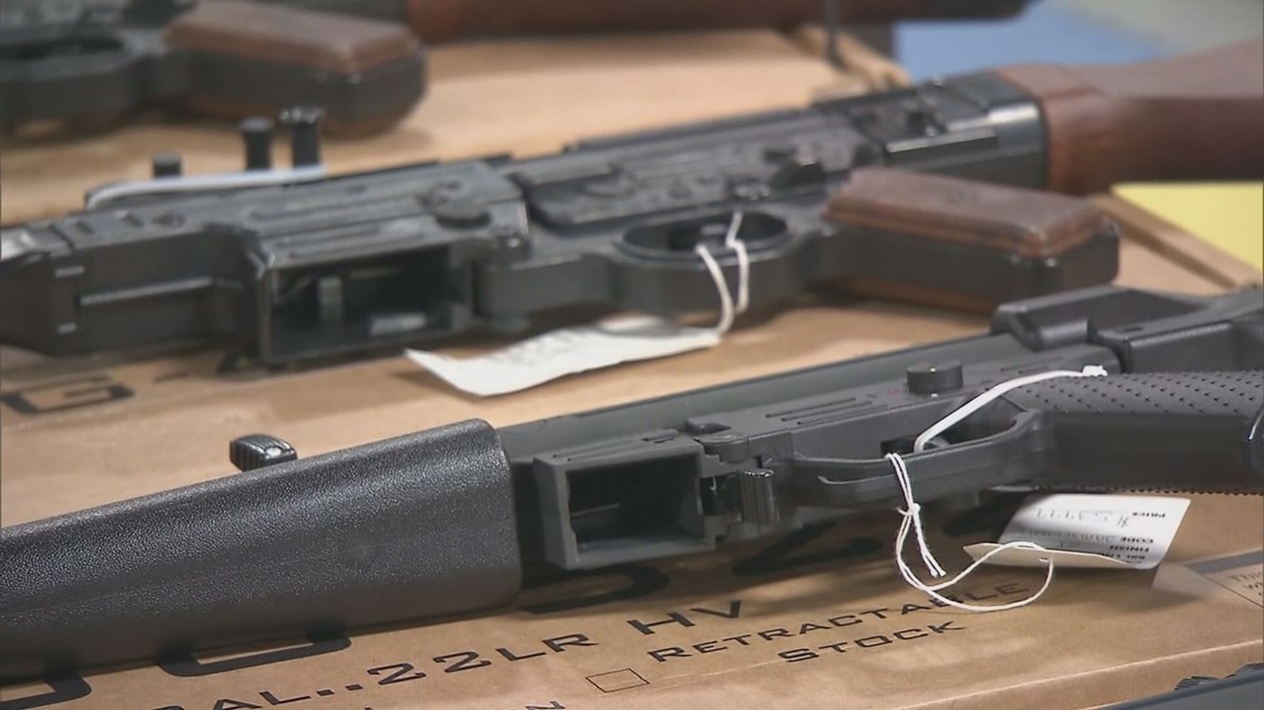 Illinois assault weapons ban struck down by U.S. judge | ksdk.com
