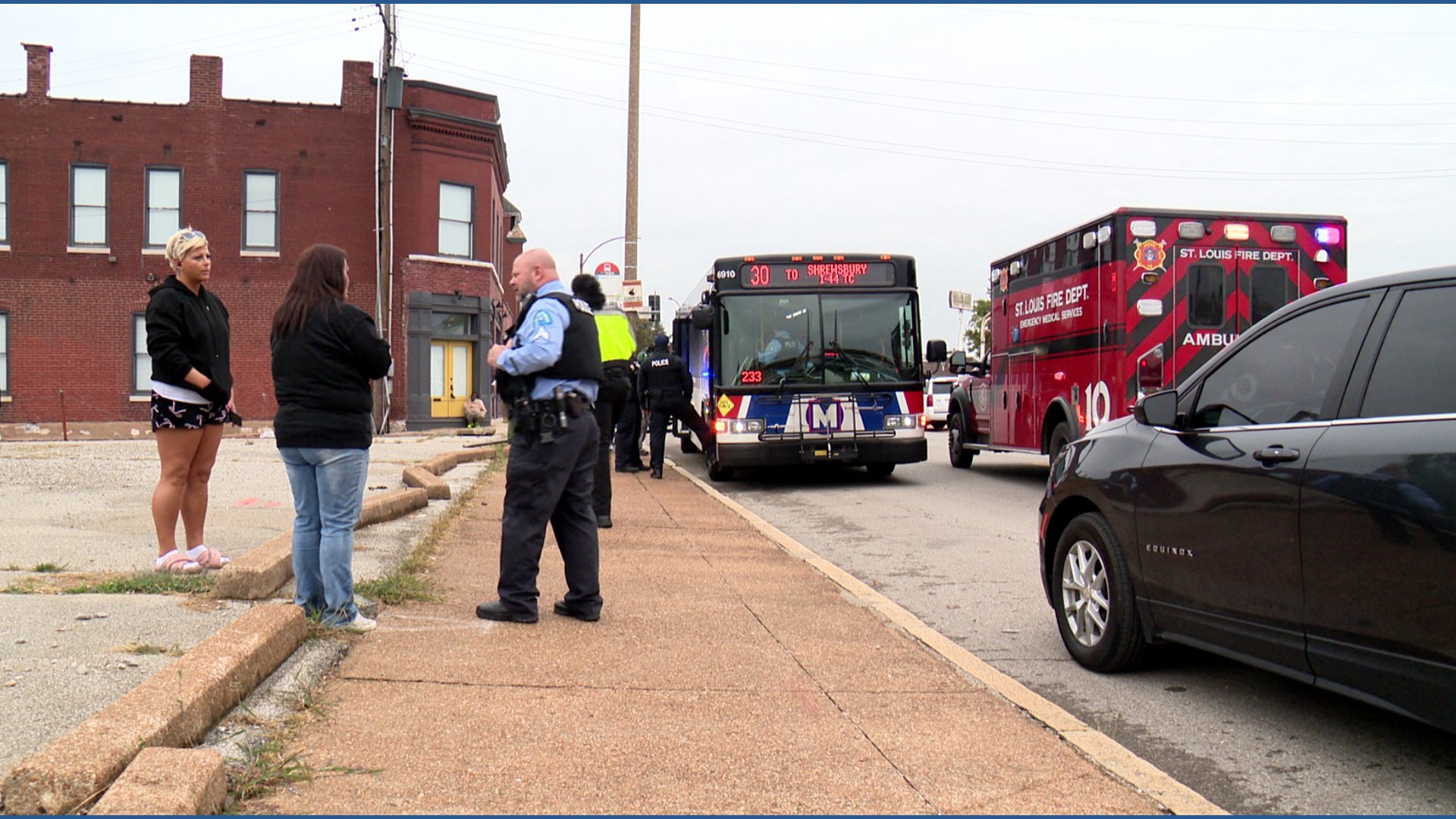Woman arrested for Metro Bus stabbing that left pregnant woman and a ...