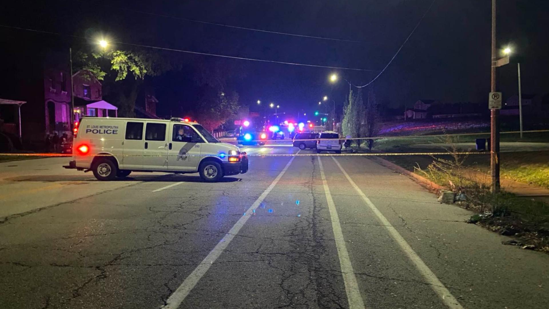 St. Louis man dies from neck injury; homicide detectives investigate ...