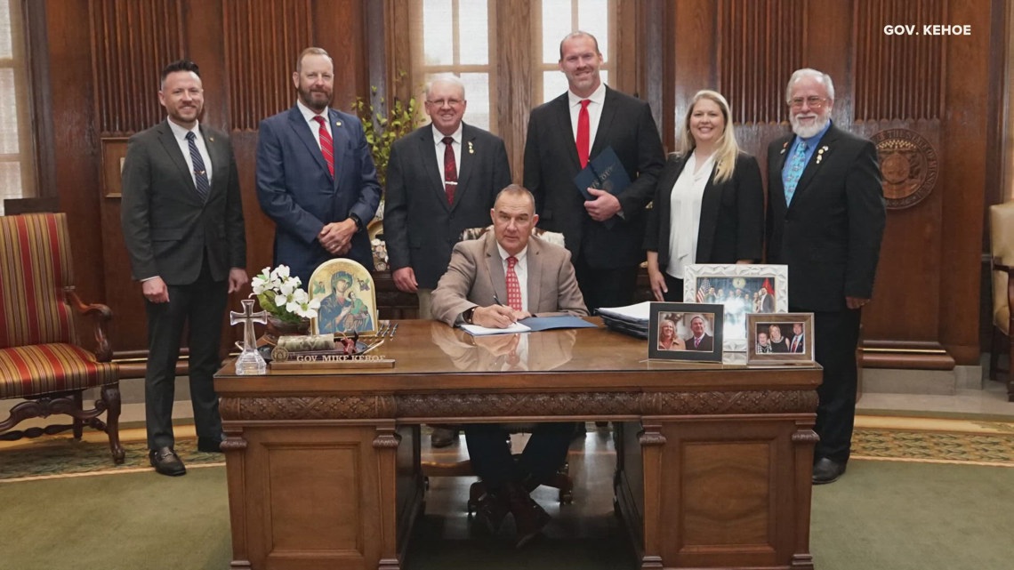 Missouri Gov. Mike Kehoe signs public safety mill | ksdk.com