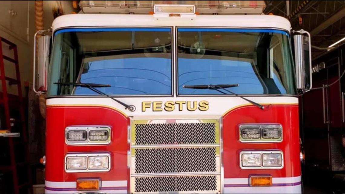 Firefighters find body in Festus house while battling Thanksgiving ...