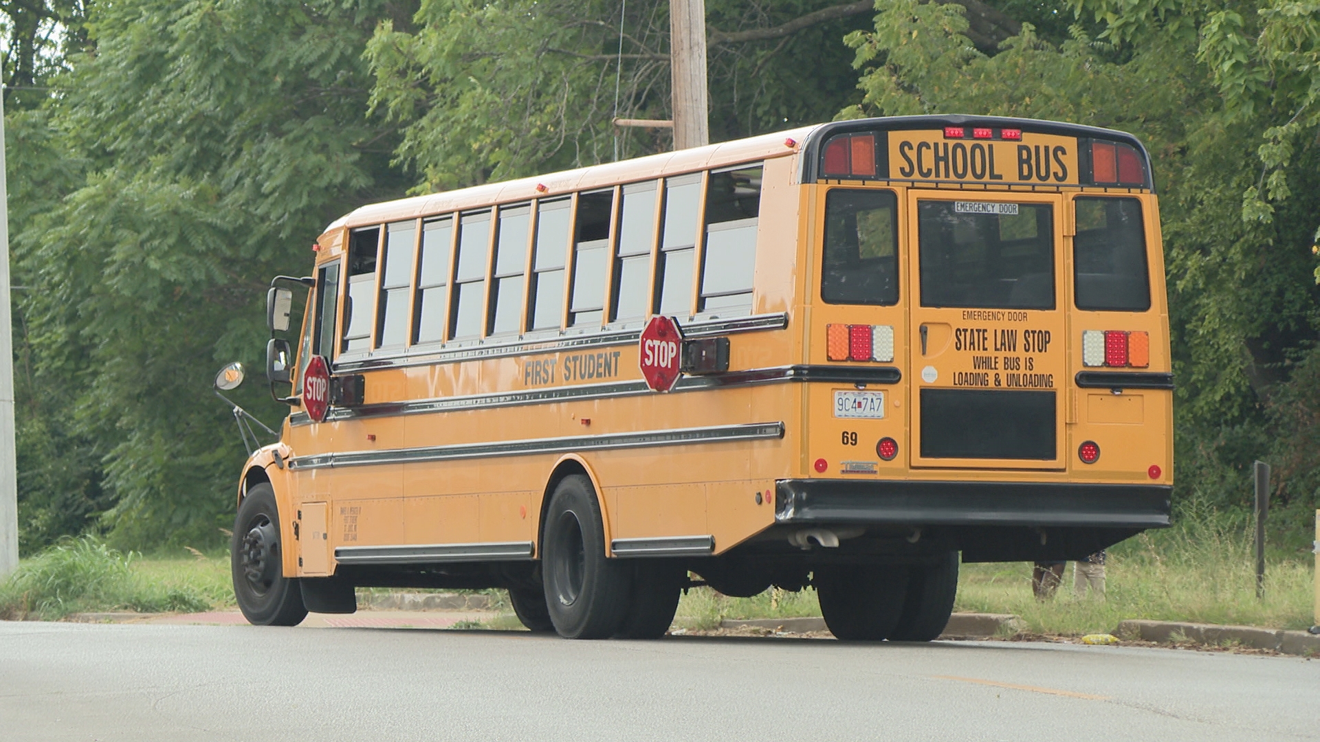 SLPS gets $10M for electric buses | ksdk.com