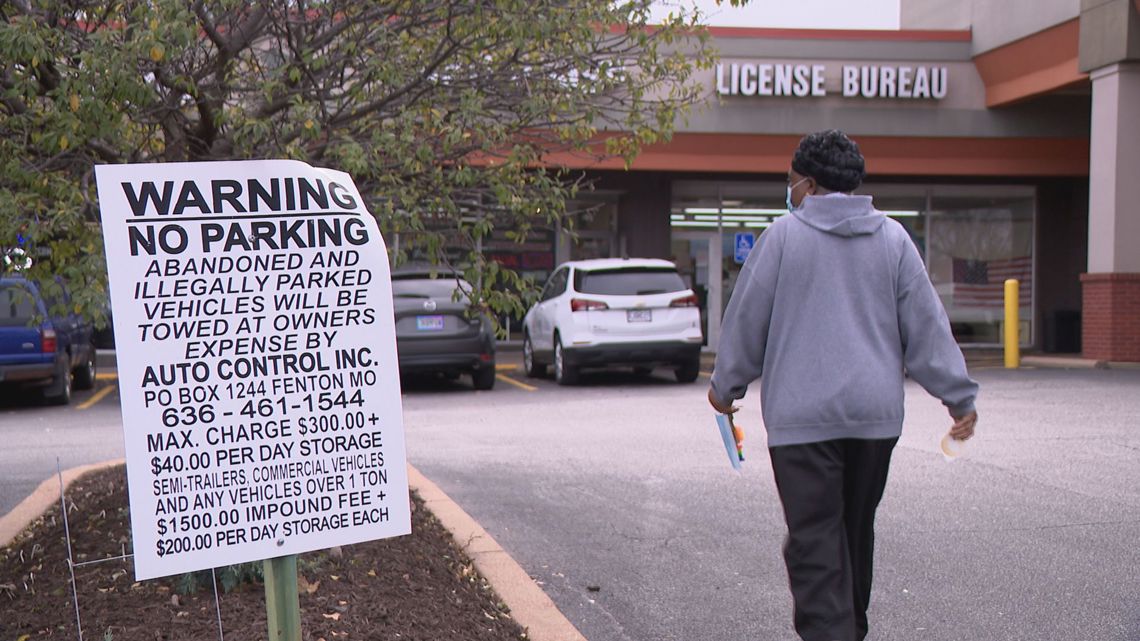 Hours long waits reported at St. Louis area drivers license offices ...