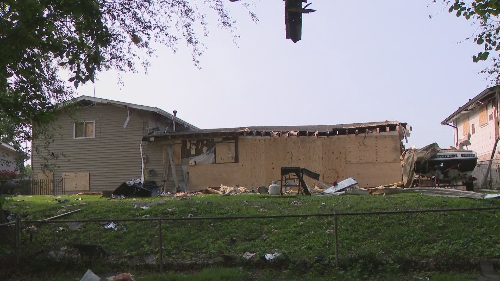 Warning from pyrotechnics expert after Missouri man killed in home ...