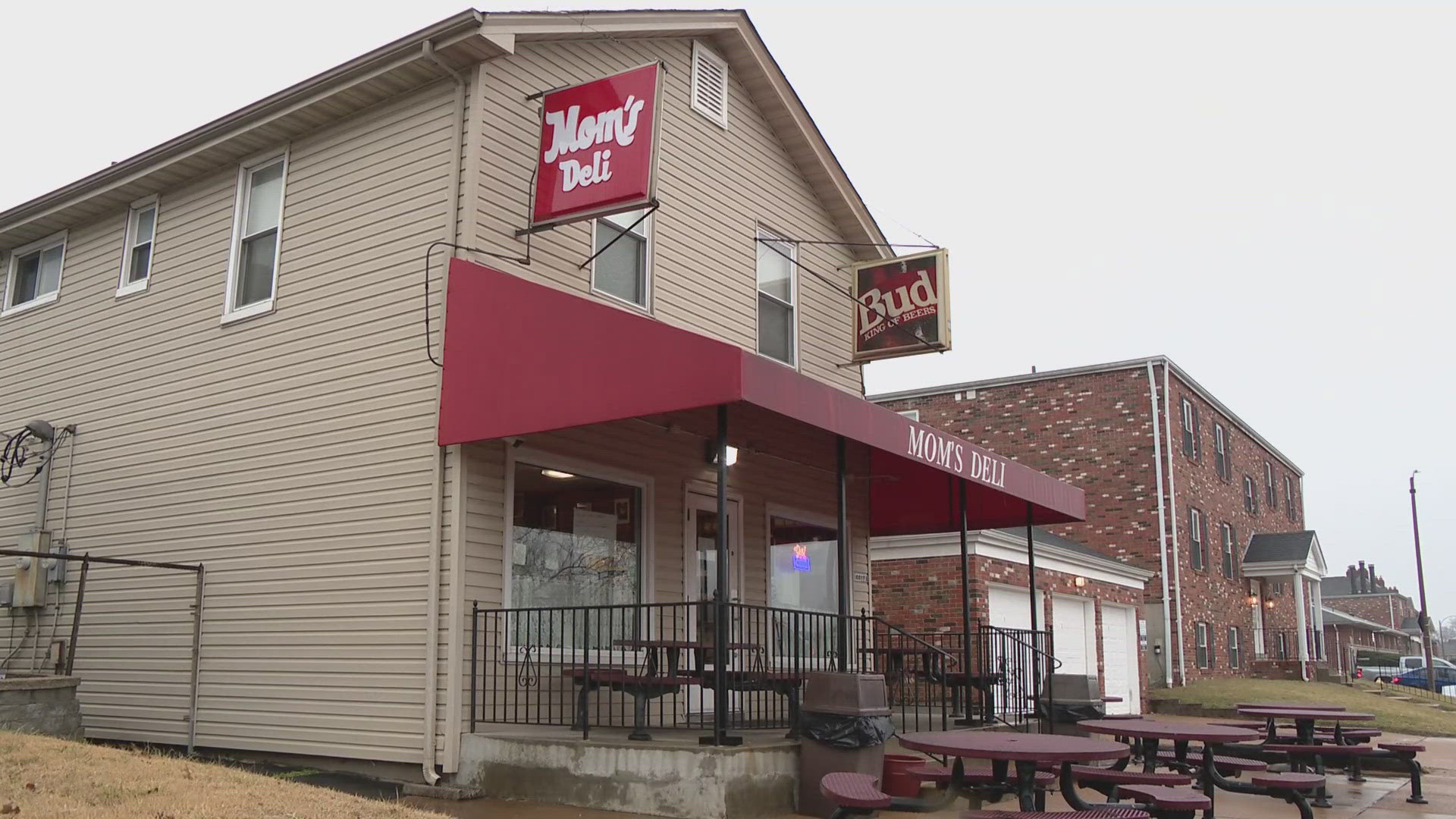 Mom's Deli to reopen in new location | ksdk.com