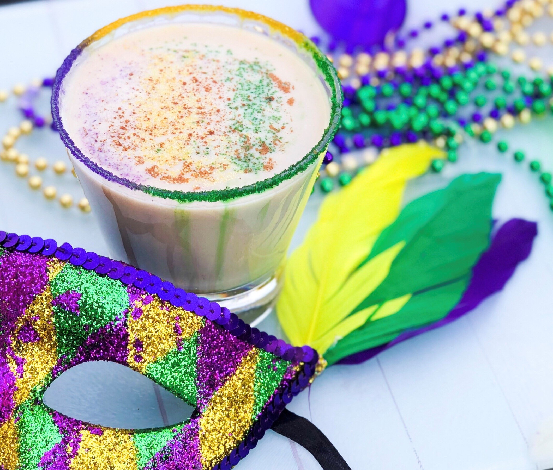 RECIPE: King Cake Cocktail, perfect for Mardi Gras weekend | ksdk.com
