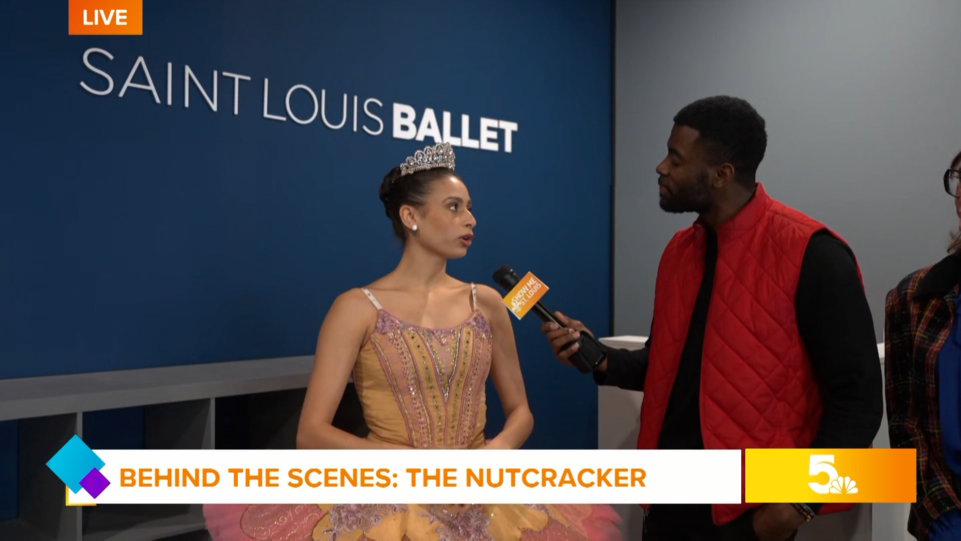 Saint Louis Ballet's 'The Nutcracker' enchants with 170 costumes and ...