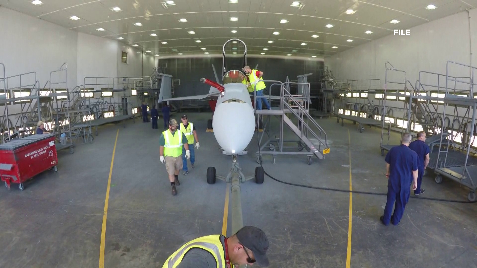 Boeing replacement workers begin training as union strike lingers on ...