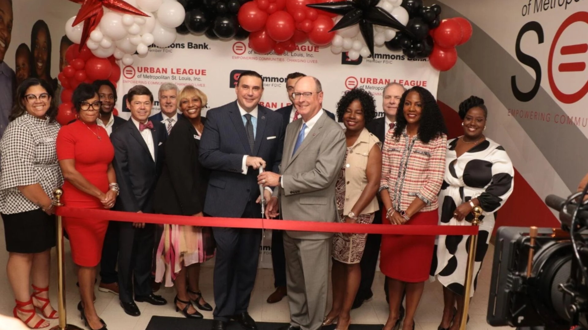 Urban League now home to new bank branch | ksdk.com