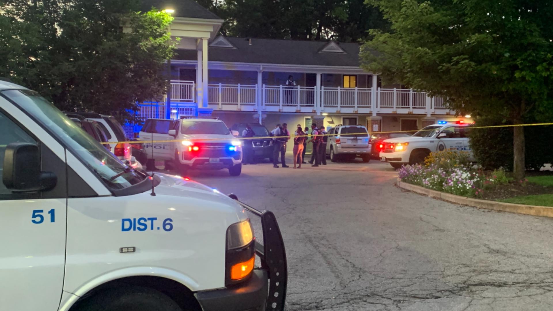 2 arrested after St. Louis shooting leaves woman critically injured ...