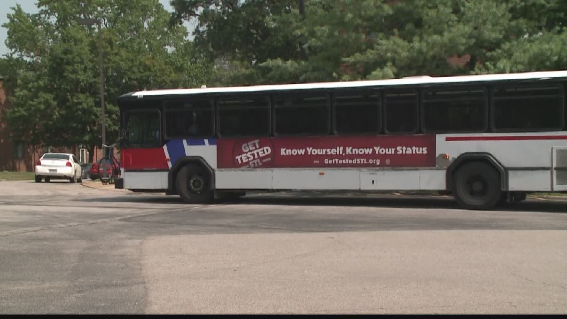 St. Louis County riders fight to keep bus stop from moving | ksdk.com
