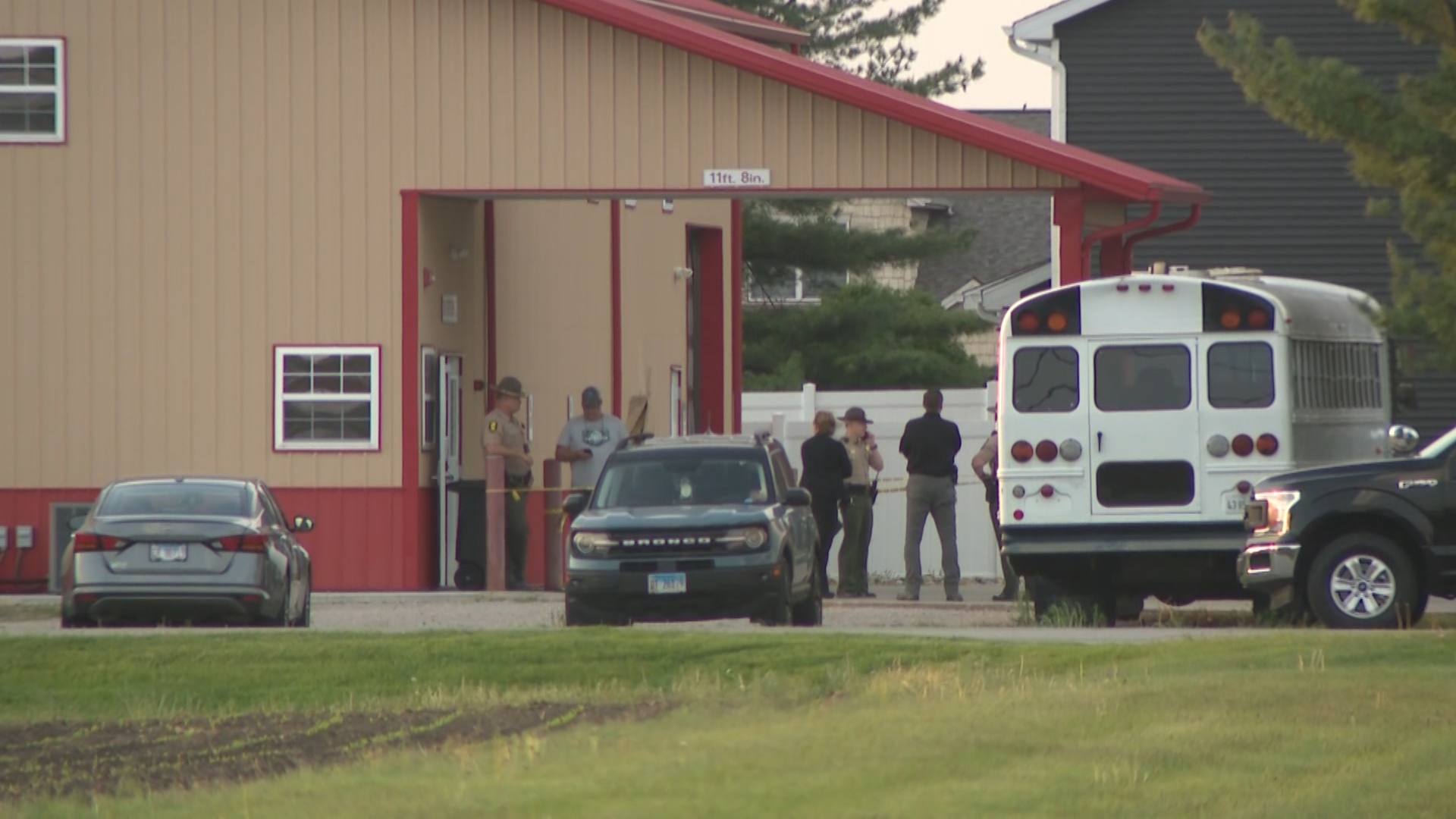 Multiple dead, injured as vehicle crashes into Illinois after school ...