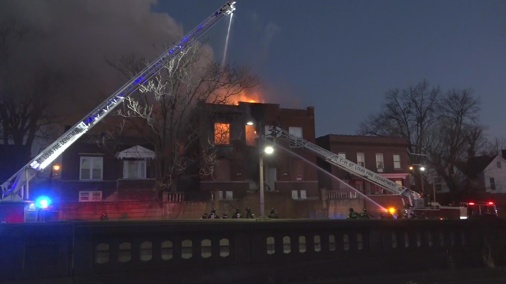 Firefighters battle building fire Friday in south St. Louis | ksdk.com