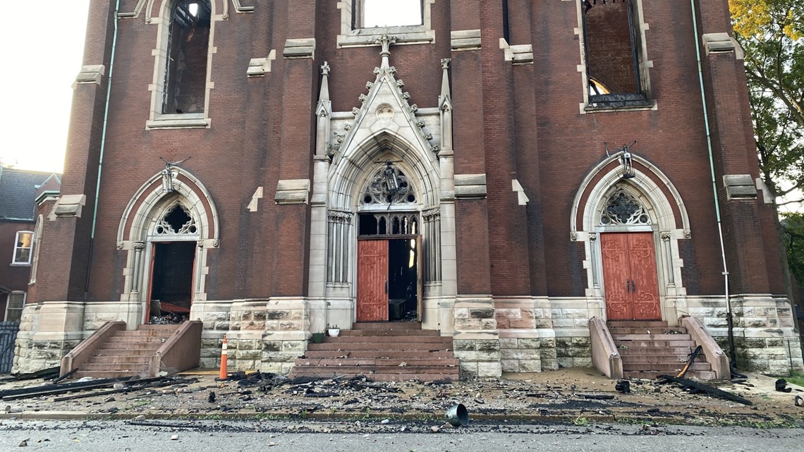 Massive overnight fire destroys SK8 Liborious Church | ksdk.com