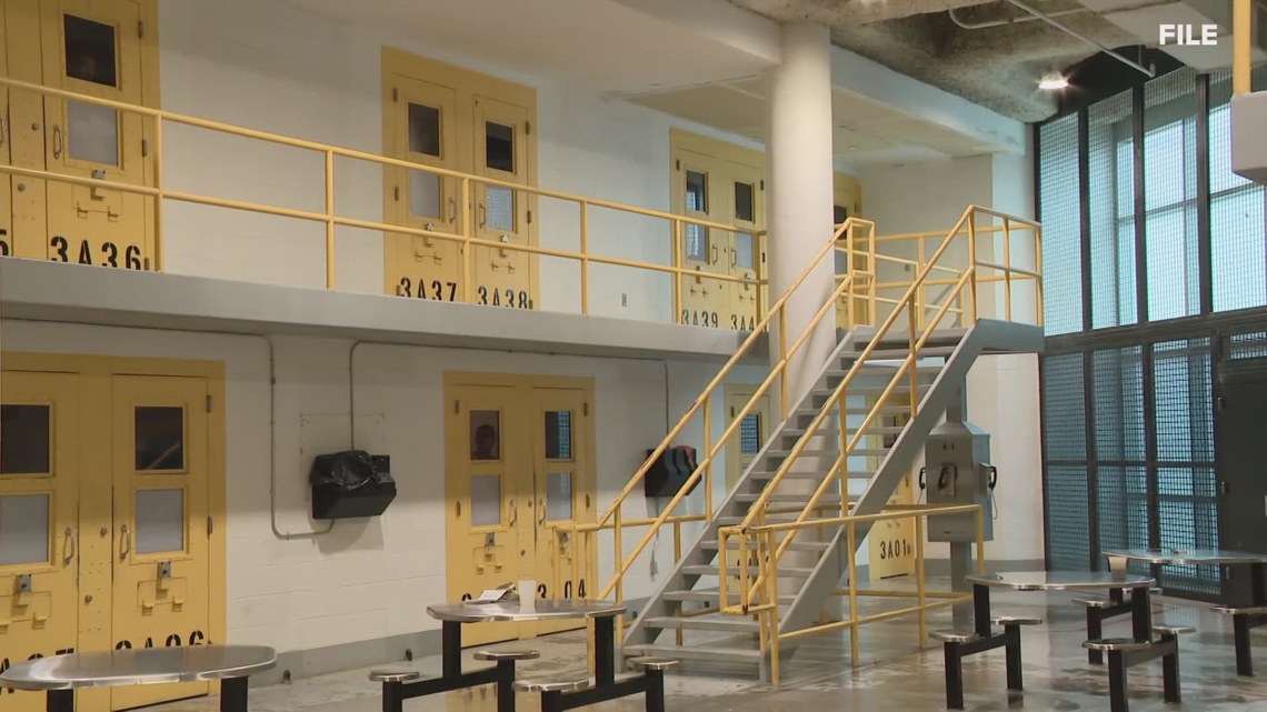 Woman in critical condition after medical emergency at St. Louis jail ...