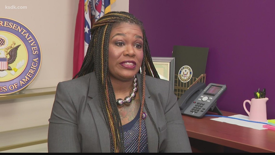 St. Louis: Rep. Cori Bush defends her 'no' vote on infrastructure ...
