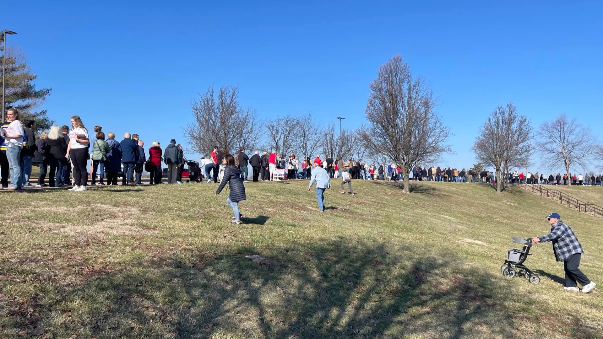 Hundreds gathered for the Missouri GOP presidential caucus | ksdk.com