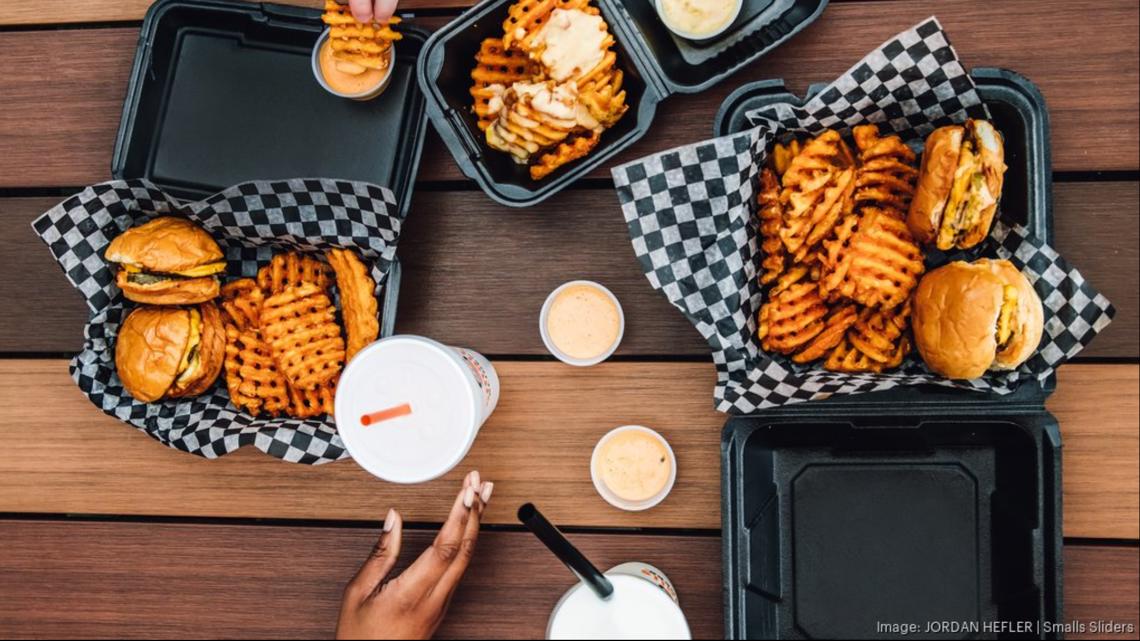 Smalls Sliders debuts in Ellisville with shipping containers | ksdk.com