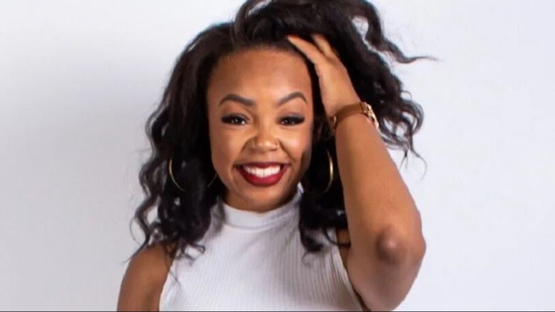 St. Louis high school grad shares experiences in new book | ksdk.com
