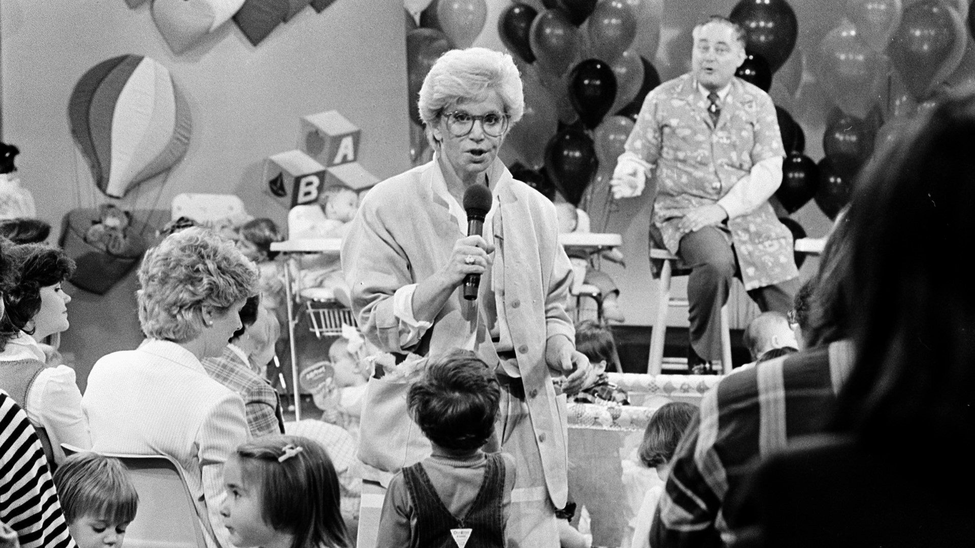 Sally Jessy Raphael, TV trailblazer who broadcast from St. Louis, turns ...