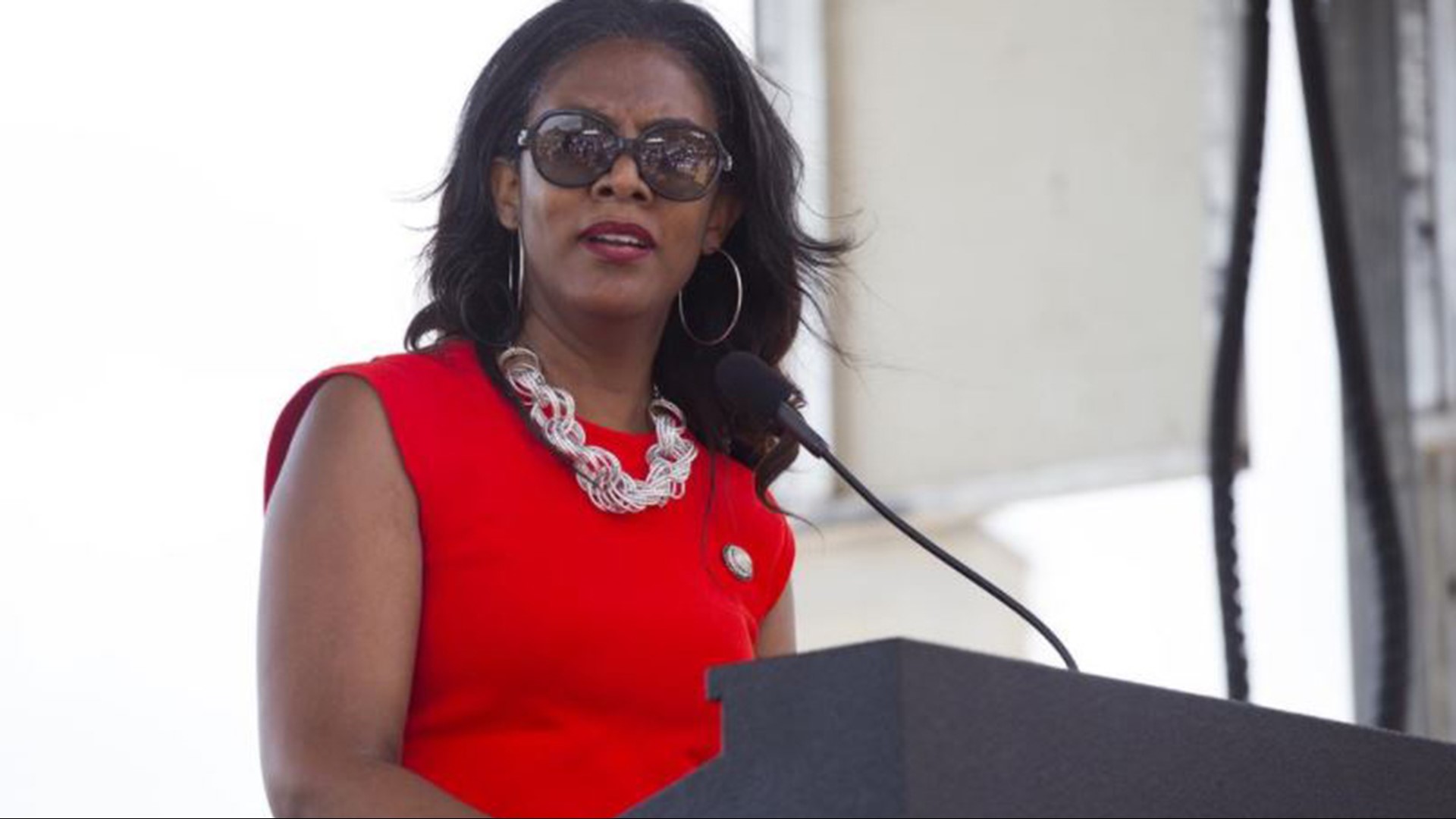 Lawsuit over city contract with Tishaura Jones campaign donor | ksdk.com