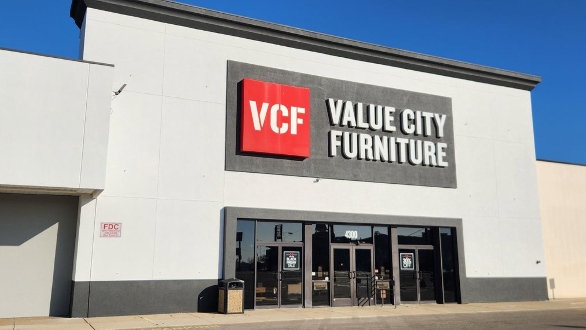 Value City Furniture parent fails to attract a buyer, store liquidation ...
