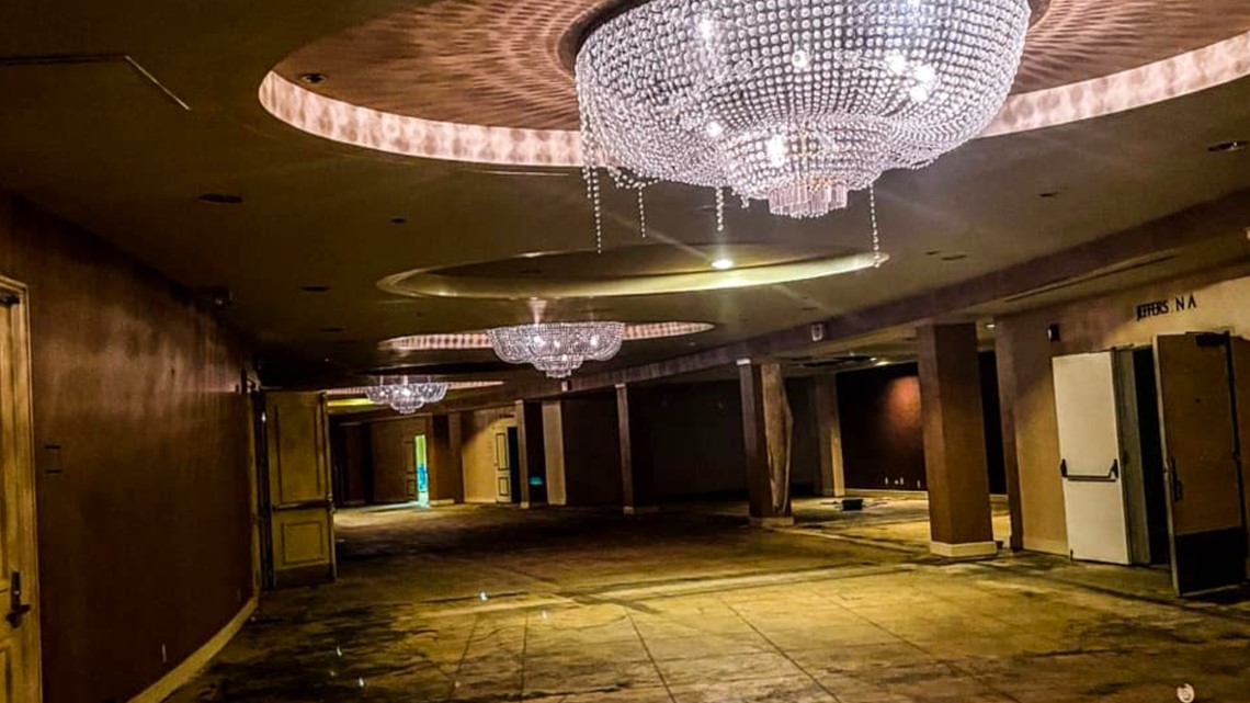 Photos show interior of abandoned Millennium Hotel St. Louis | ksdk.com