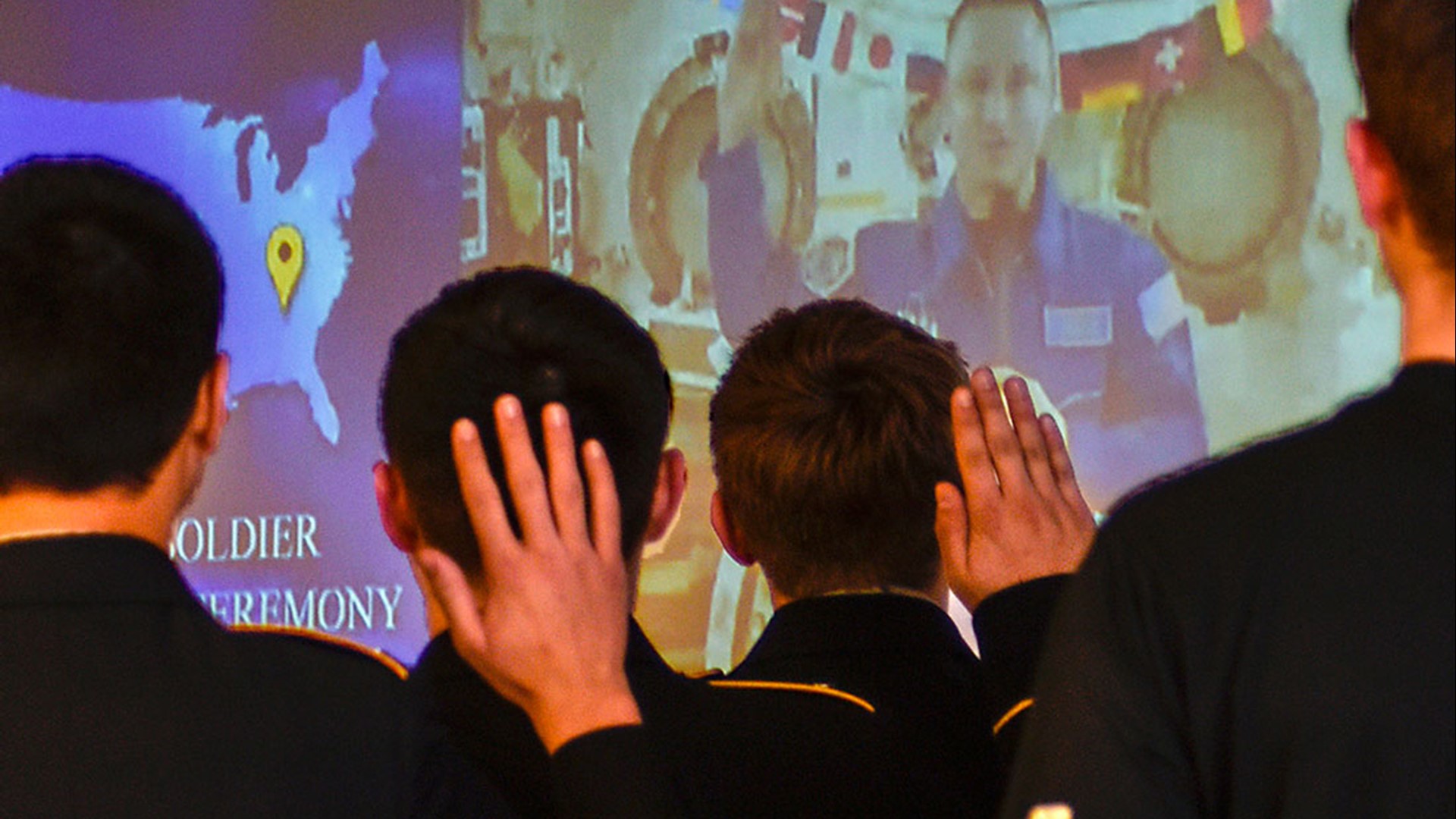 Missouri news | Army astronaut enlists 6 students from space | ksdk.com
