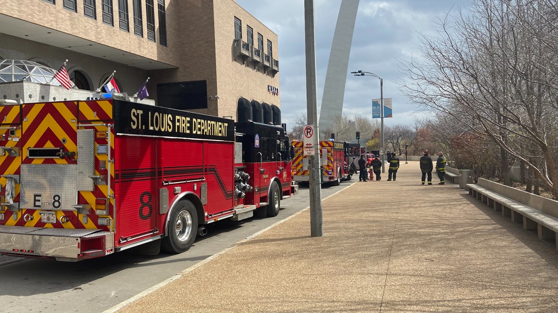 Gateway Arch fire reports activates St. Louis Fire Department | ksdk.com